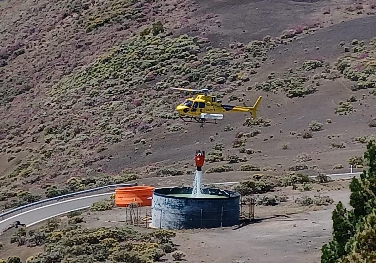 Gran Canaria prueba las balsas portátiles para helicópteros de extinción | Canarias7